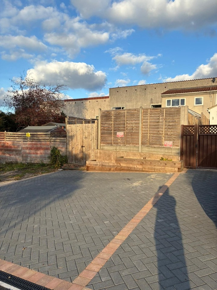 Heelands, Milton Keynes - 3 Bed Semi-Detached House, Bransgill Court ...