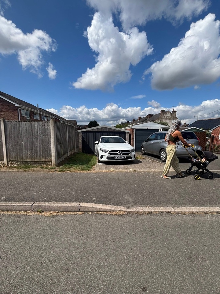 Grassmoor, Chesterfield - 3 Bed Semi-Detached House, Cornwall Drive ...