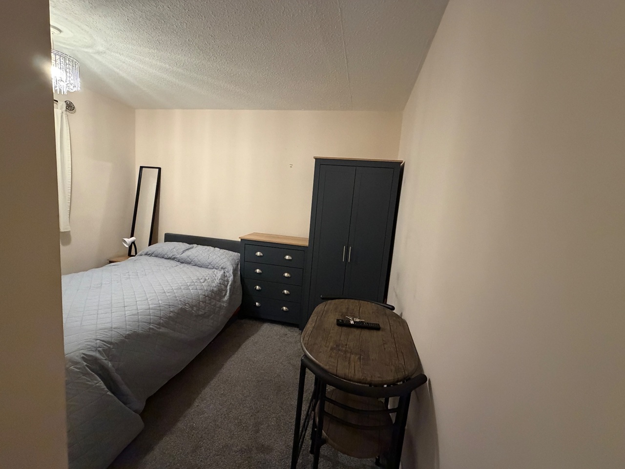 Milton Keynes, Bucks - Room in a Shared House, Bed Semi Detached, MK8 ...