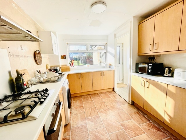 Edinburgh - Room in a Shared House, Moredunvale View, EH17 - To Rent ...