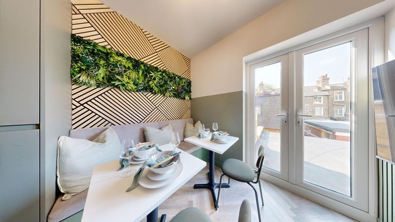 London - Room in a Shared House, Norwood Road, SE27 - To Rent Now for £ ...