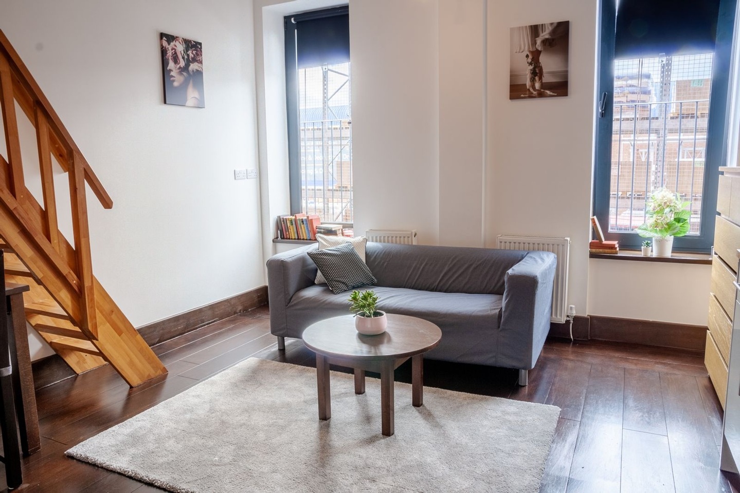 London - Studio Flat, Edgware Road, NW2 - To Rent Now for £1,400.00 p/m