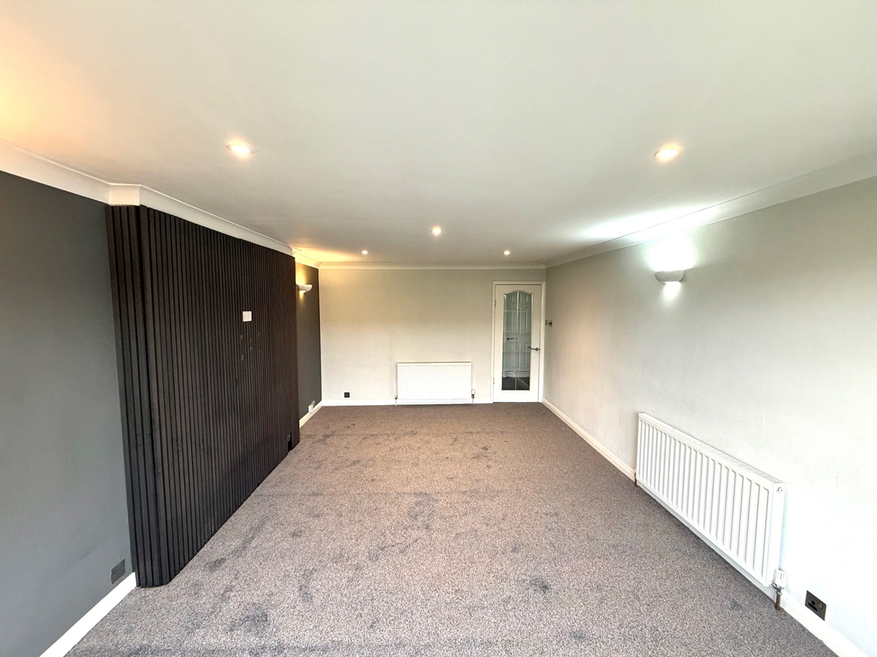Netherton, Wakefield - 3 Bed Bungalow, Oakland Drive, WF4 - To Rent Now ...