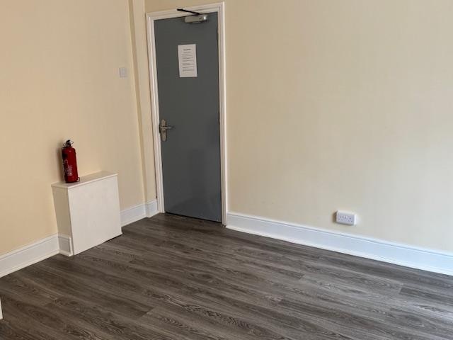 Dudley - Room in a Shared House, Zoar Street, DY3 - To Rent Now for £ ...