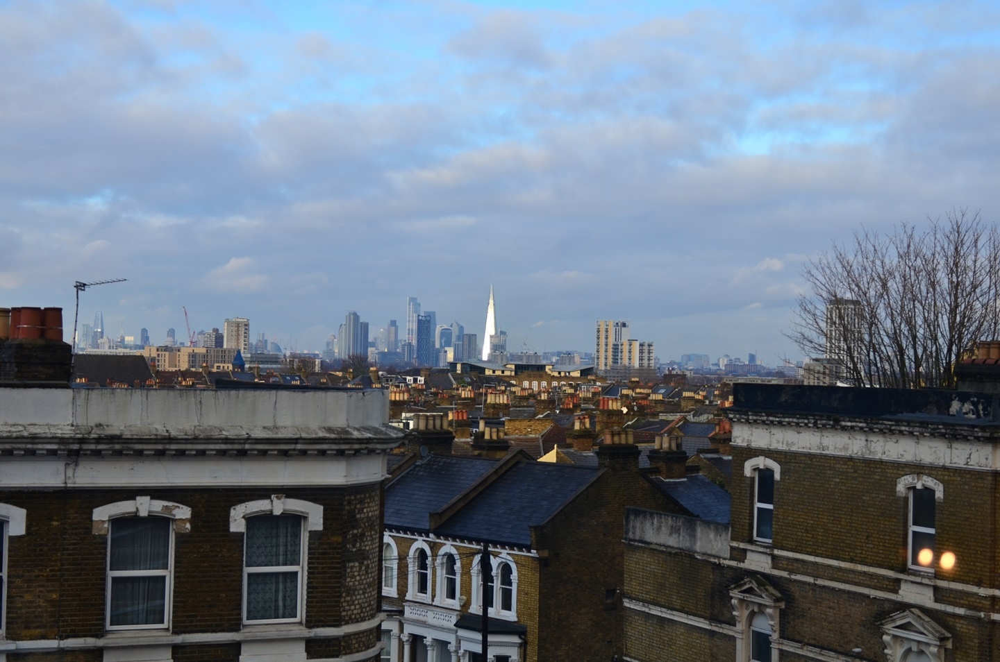London - 2 Bed Flat, Acre Lane, SW2 - To Rent Now for £2,050.00 p/m