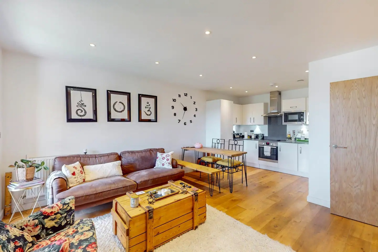London - 1 Bed Flat, Commerell Street, SE10 - To Rent Now for £2,200.00 p/m