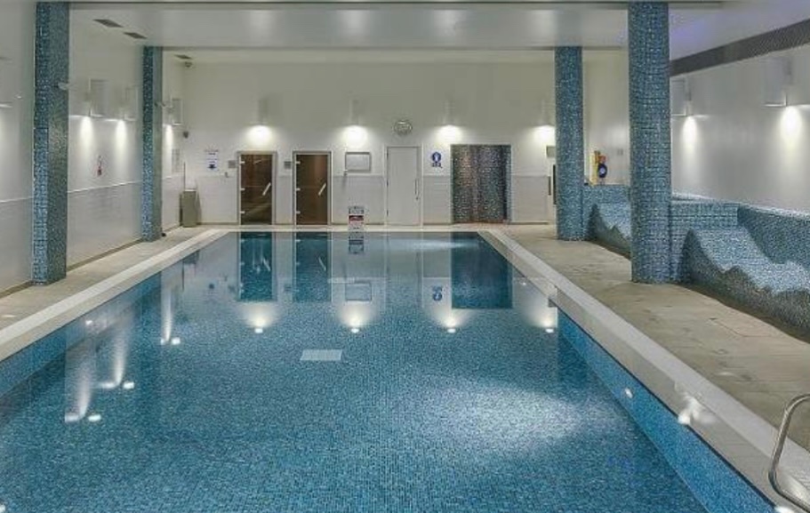 Hayes - 1 Bed Flat, Vantage Building, UB3 - To Rent Now for £1,525.00 p/m