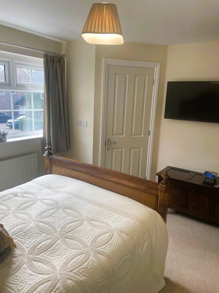 Fleet - 3 Bed Semi-Detached House, Giffard Lane, GU51 - To Rent Now for ...