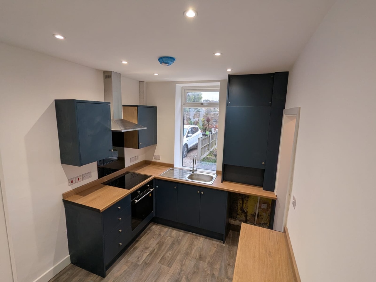 Morley - 2 Bed Terraced House, Scatcherd Buildings, LS27 - To Rent Now ...