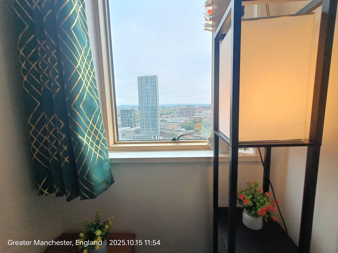 Manchester - 2 Bed Flat, Lord Street, M4 - To Rent Now for £1,500.00 p/m