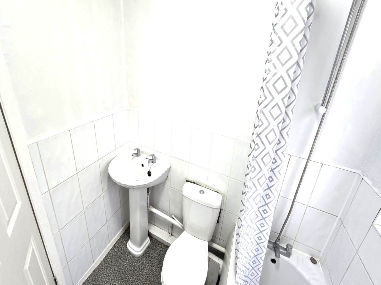 Cudworth, Barnsley - 2 Bed Terraced House, Churchfield Avenue, S72 - To ...