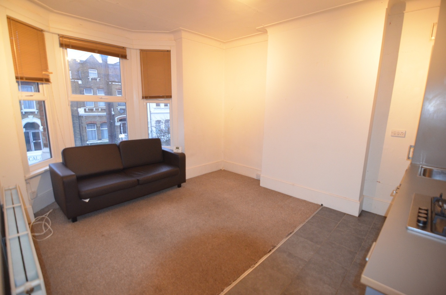 London - 2 Bed Flat, Clova Road, E7 - To Rent Now for £1,650.00 p/m