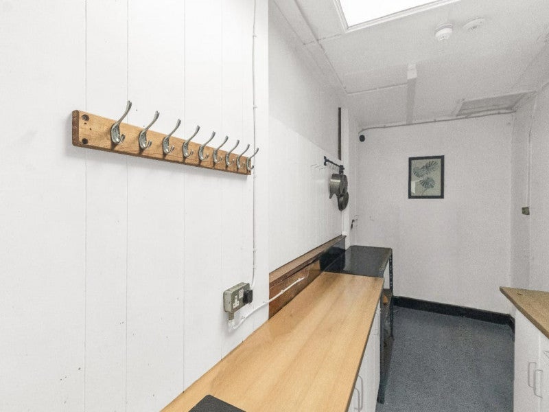 London - Room in a Shared Flat, Comber Grove, SE5 - To Rent Now for £ ...