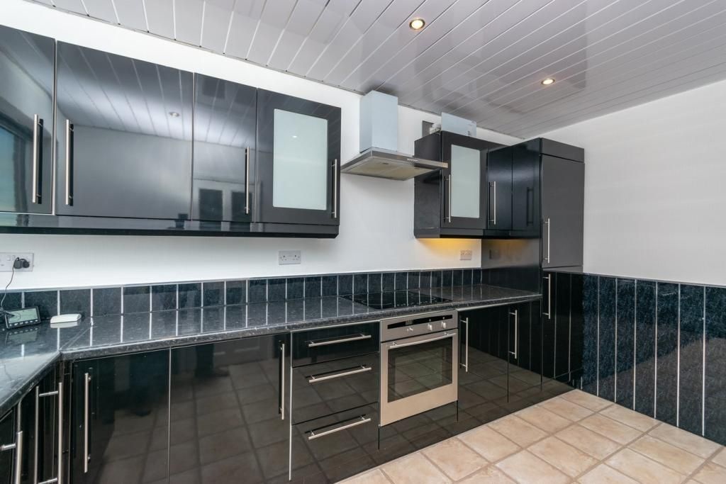 Lytham St. Annes - 2 Bed Flat, Bridge Court, FY8 - To Rent Now for £795 ...