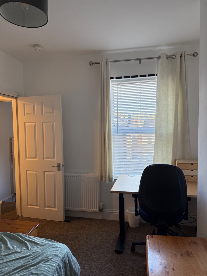 Bristol - Room in a Shared Flat, Harrow Road, BS4 - To Rent Now for £ ...
