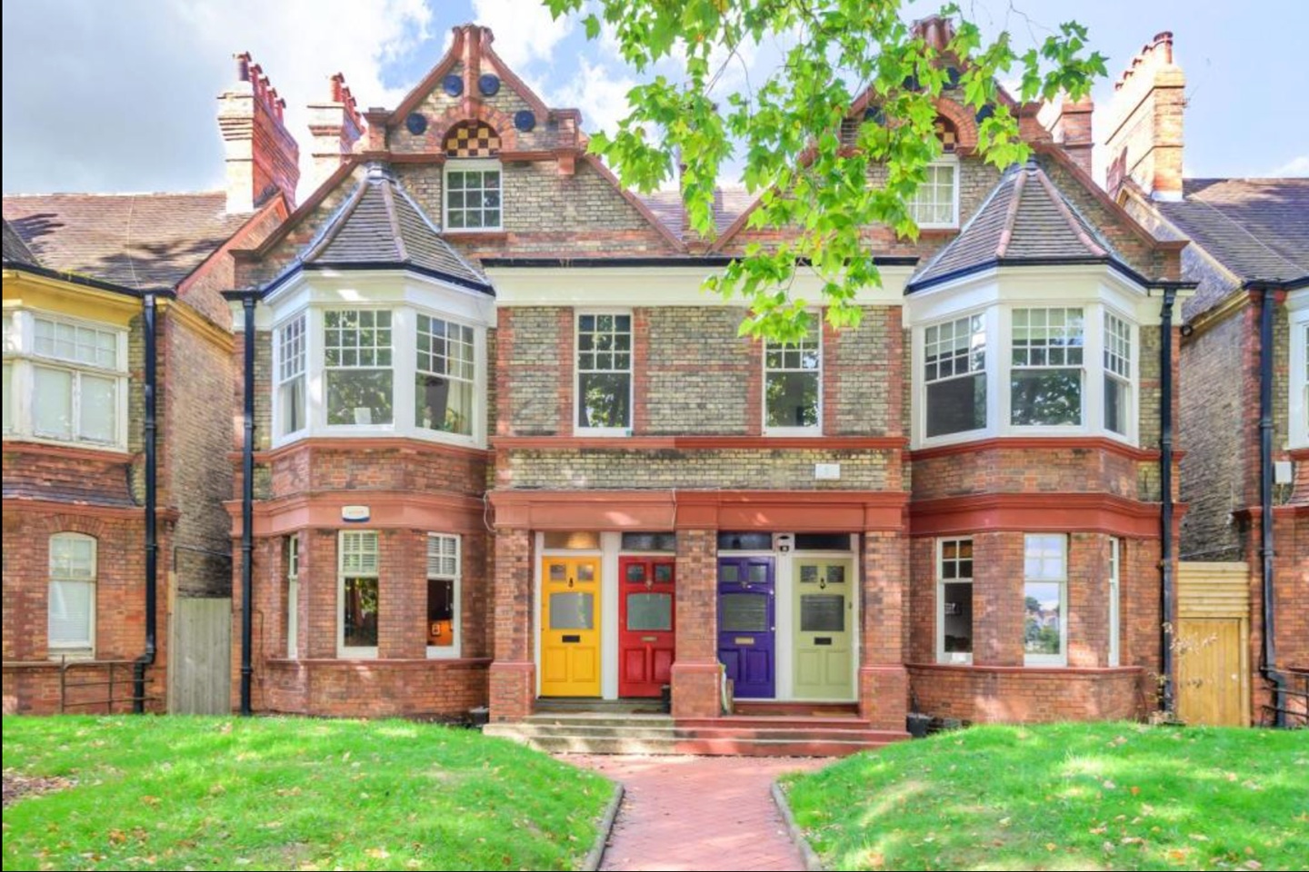 London - 2 Bed Flat, Mount Nod Road, SW16 - To Rent Now for £2,100.00 p/m