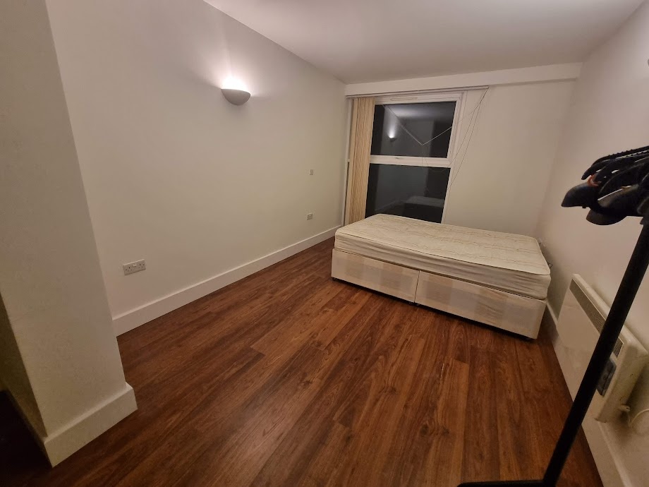 London - 2 Bed Flat, Hacon Square, E8 - To Rent Now for £2,495.00 p/m