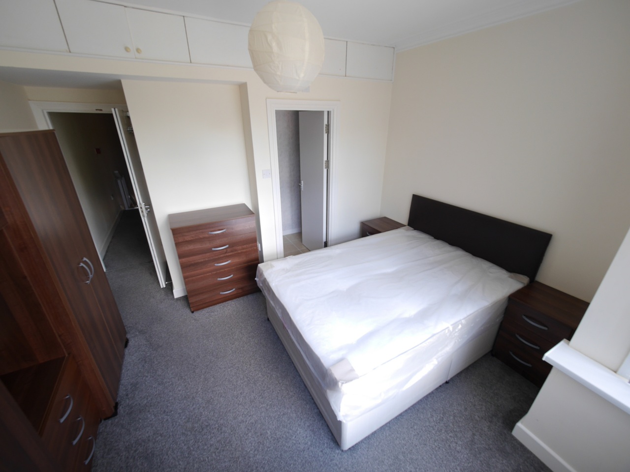 Hounslow - Room in a Shared House, Bulstrode Avenue, TW3 - To Rent Now ...