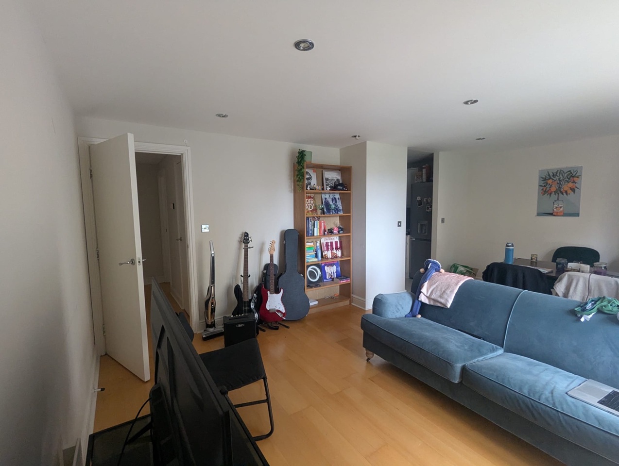 London - 2 Bed Flat, Edison Building, E14 - To Rent Now for £2,700.00 p/m