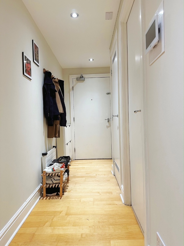 London - 2 Bed Flat, Edison Building, E14 - To Rent Now for £2,700.00 p/m