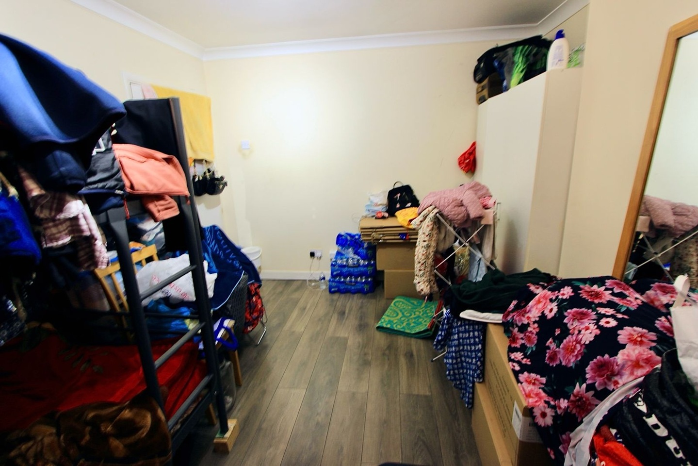 London - 1 Bed Flat, Colvin Road, E6 - To Rent Now for £1,550.00 p/m