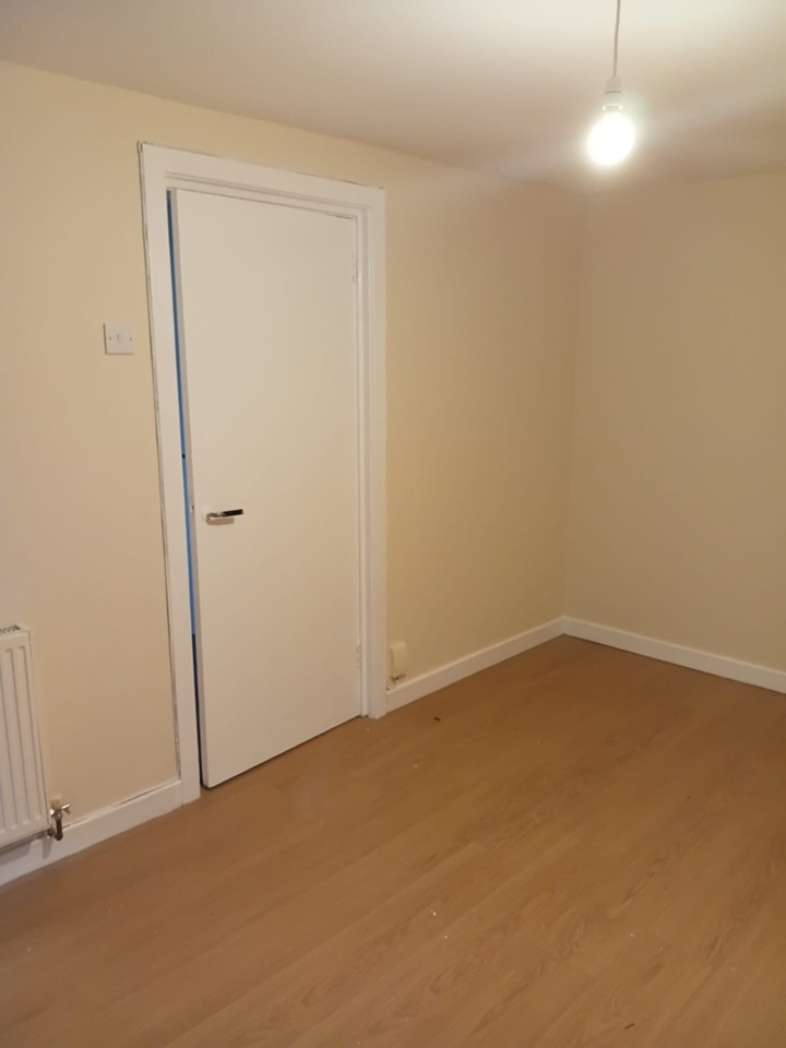 Cumbernauld, Glasgow - 2 Bed Terraced House, Darroch Way, G67 - To Rent ...