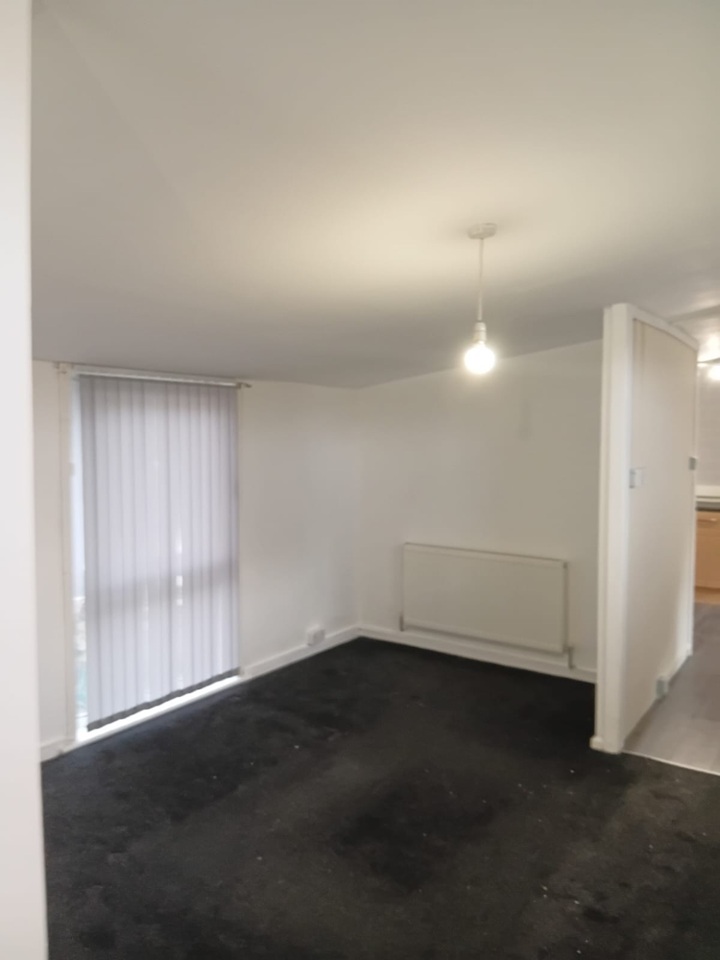 Cumbernauld, Glasgow - 2 Bed Terraced House, Darroch Way, G67 - To Rent ...