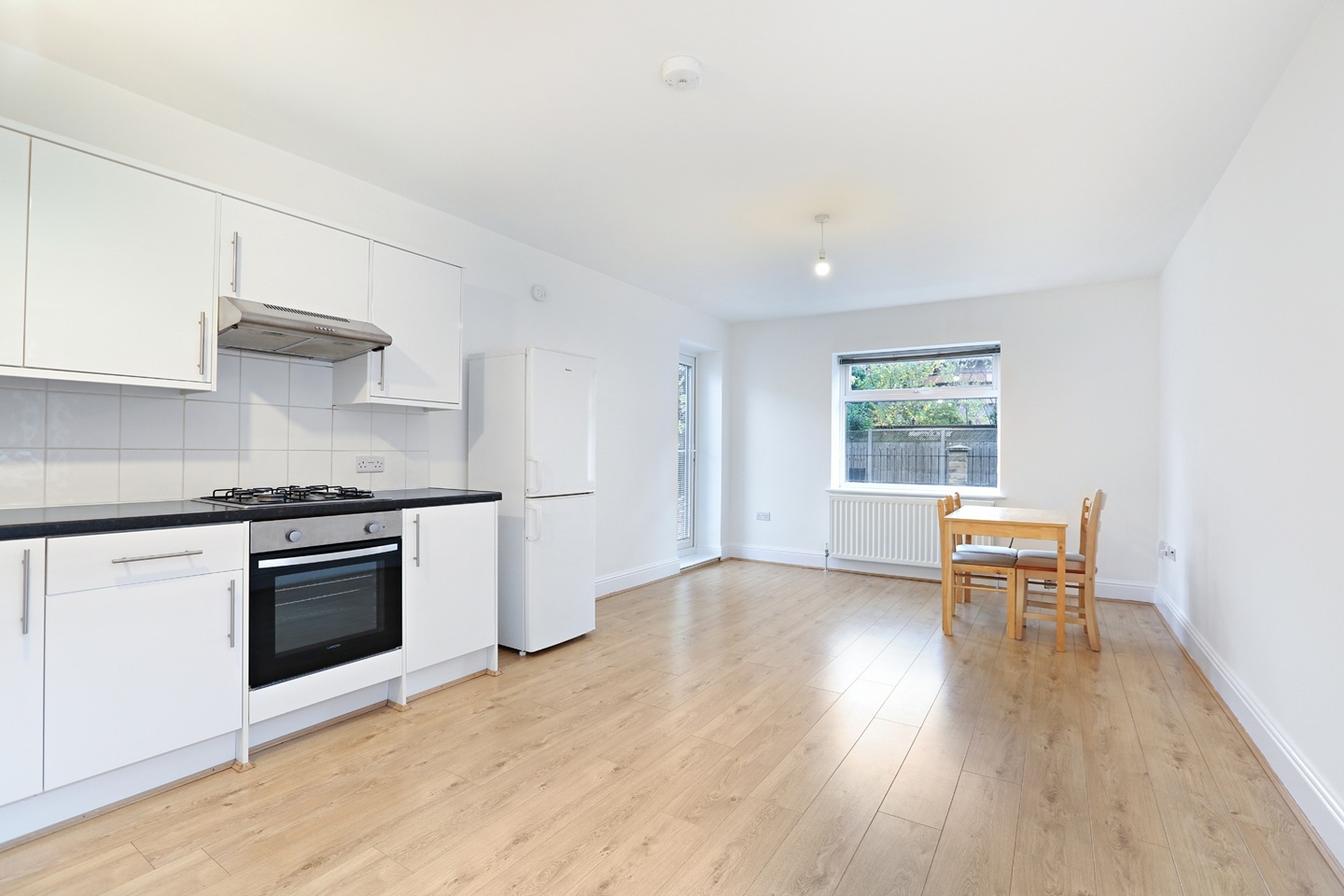 London - 1 Bed Flat, Gordon Road, W5 - To Rent Now for £1,800.00 p/m