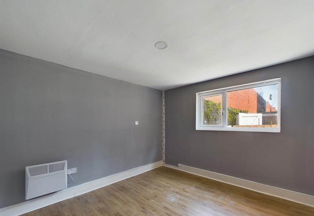 Blackpool - 3 Bed Flat, Coop Street, FY1 - To Rent Now for £695.00 p/m