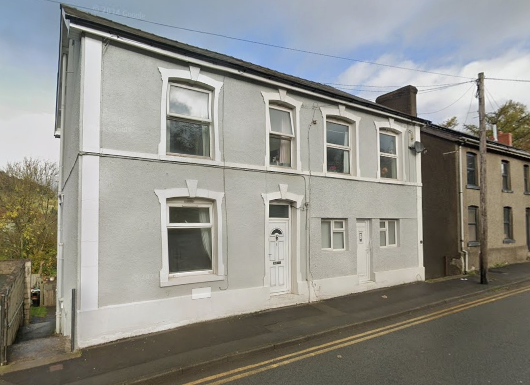 Sennybridge, Brecon - 3 Bed Flat, Tan Yr Allt, LD3 - To Rent Now for £ ...