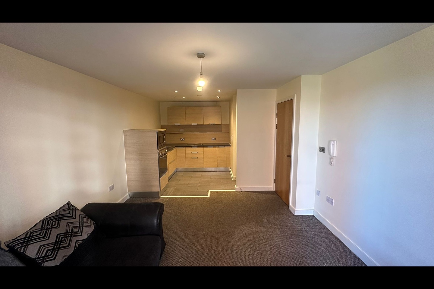 Manchester - 1 Bed Flat, Masson Place, M4 - To Rent Now for £950.00 p/m