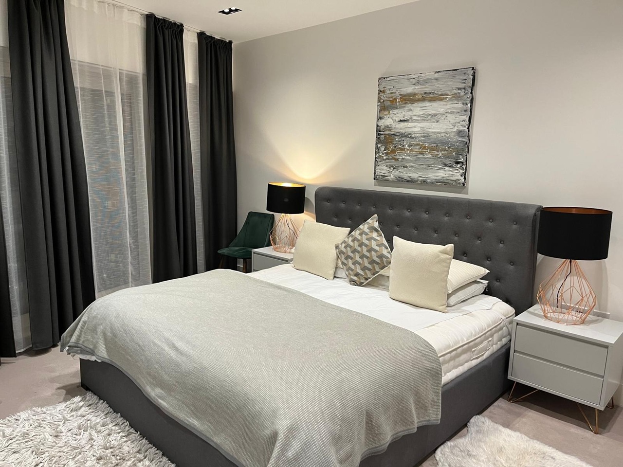 London - 2 Bed Flat, Keybridge Tower, SW8 - To Rent Now for £6,500.00 p/m