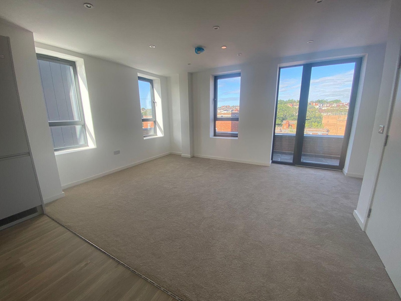 London - 1 Bed Flat, Lansdowne Hill, SE27 - To Rent Now for £1,500.00 p/m
