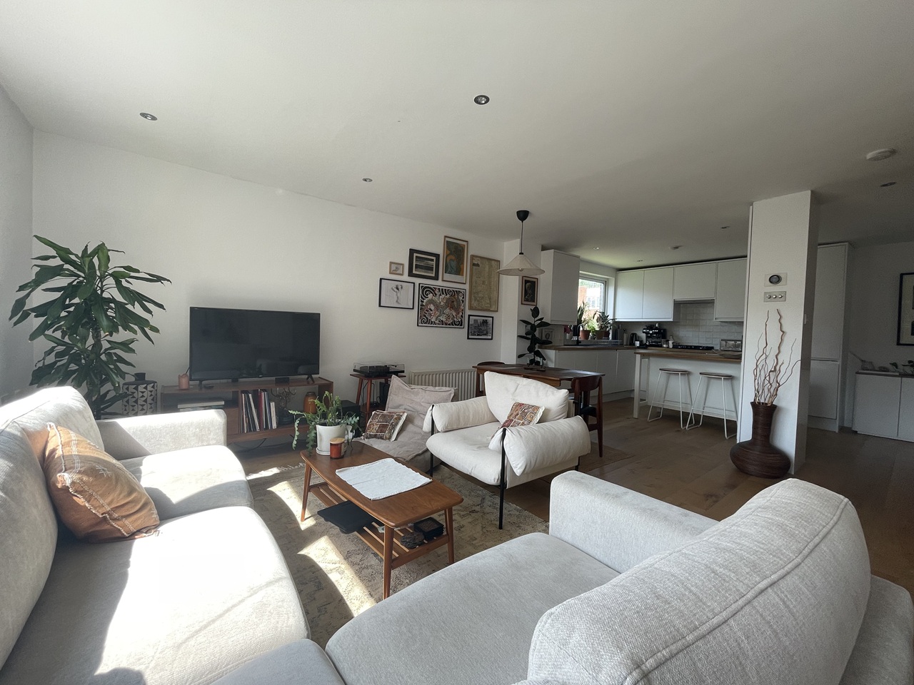 London - 2 Bed Maisonette, Thomas Burt House, E2 - To Rent Now for £ ...