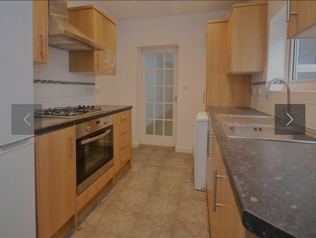 Reading - 3 Bed Terraced House, Amherst Road, RG6 - To Rent Now for £ ...
