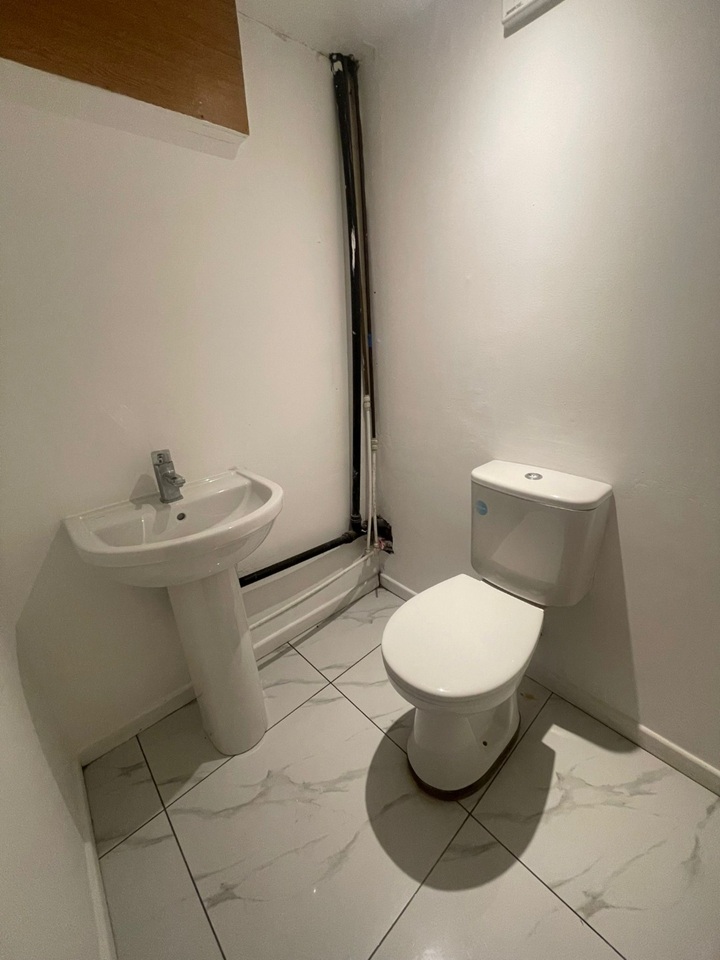 Leeds - Room in a Shared House, Royal Park Avenue, LS6 - To Rent Now ...
