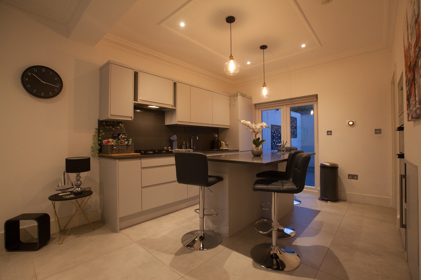Surbiton - 3 Bed Semi-Detached House, Warwick Grove, KT5 - To Rent Now ...