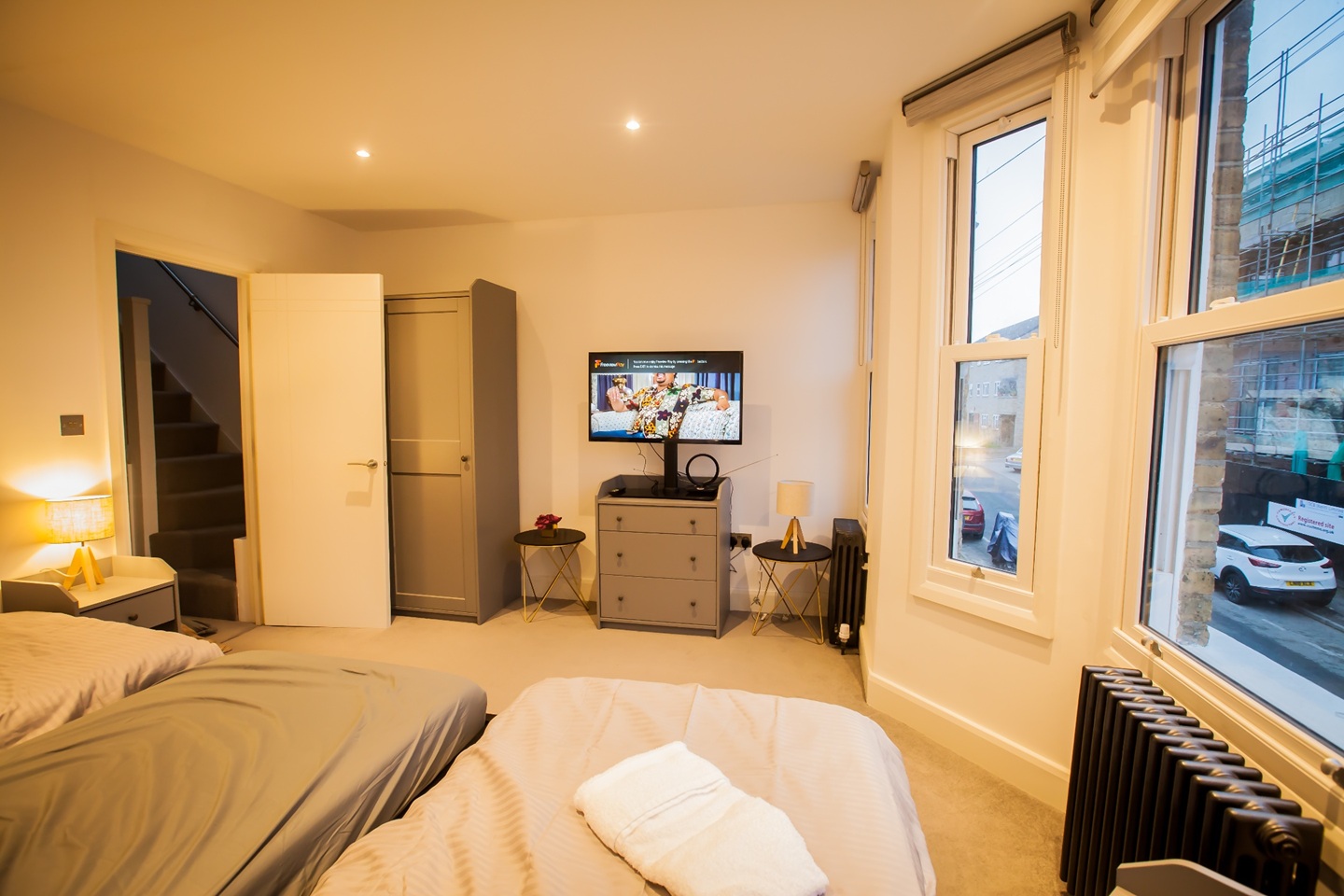 Surbiton - 3 Bed Semi-Detached House, Warwick Grove, KT5 - To Rent Now ...