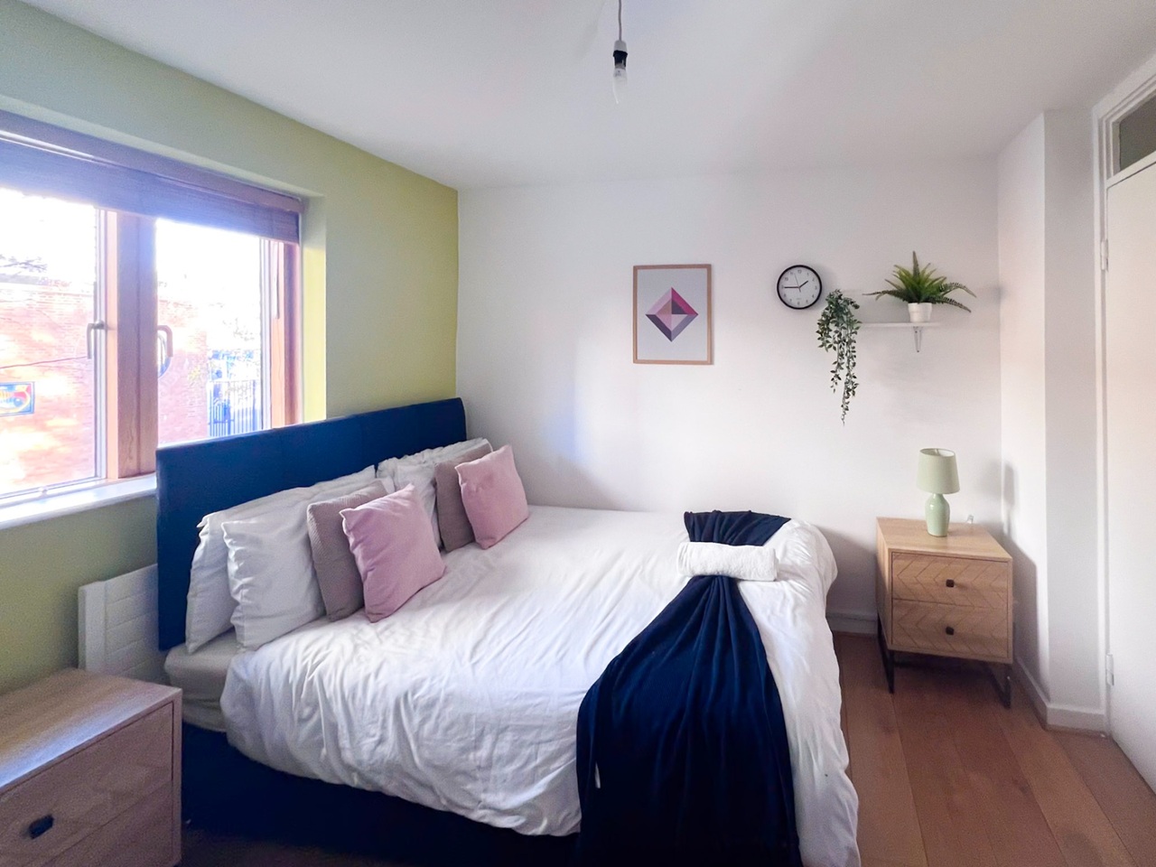 London - 3 Bed Flat, Oakshott Court, NW1 - To Rent Now for £5,200.00 p/m
