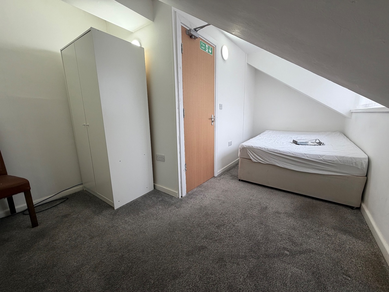 Shipley - Room in a Shared House, Carr Lane, BD18 - To Rent Now for £ ...