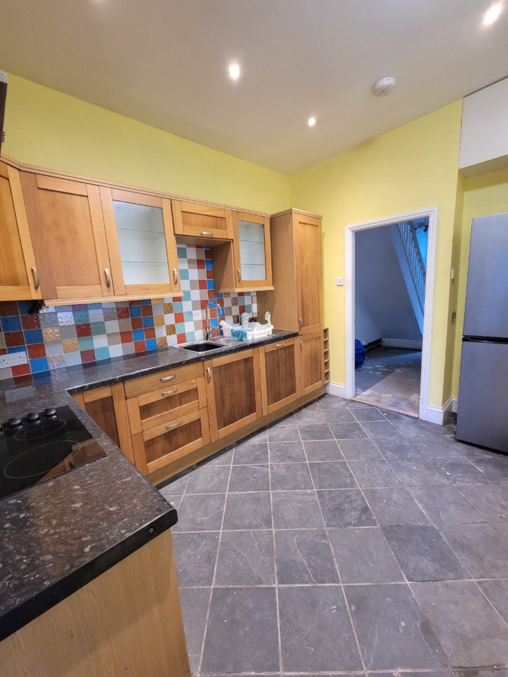 Abergarwed, Neath - 3 Bed Terraced House, Neath Road, SA11 - To Rent ...