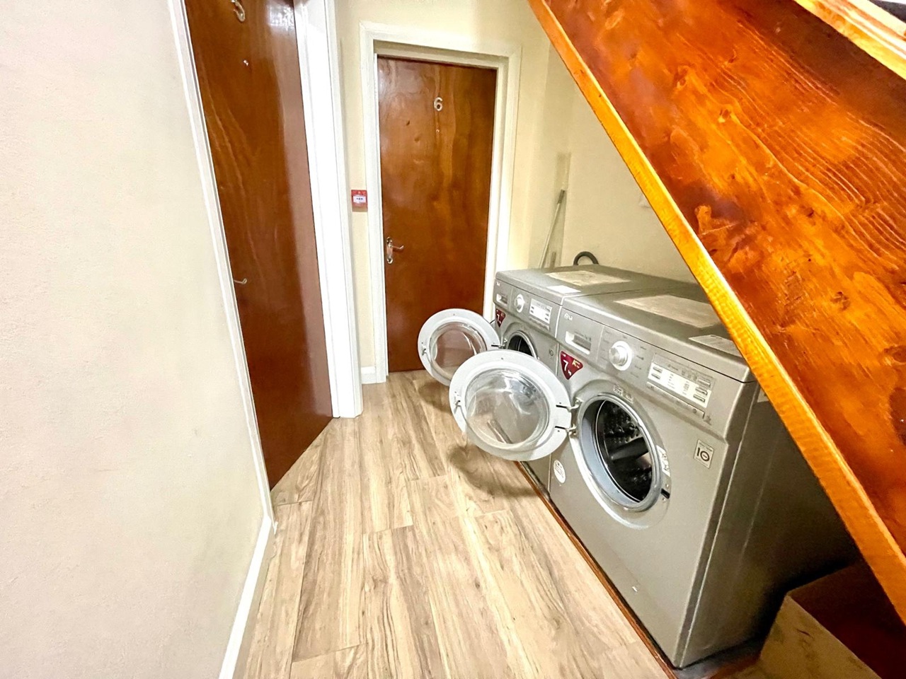 London - Studio Flat, West Hendon Broadway, NW9 - To Rent Now for £996. ...