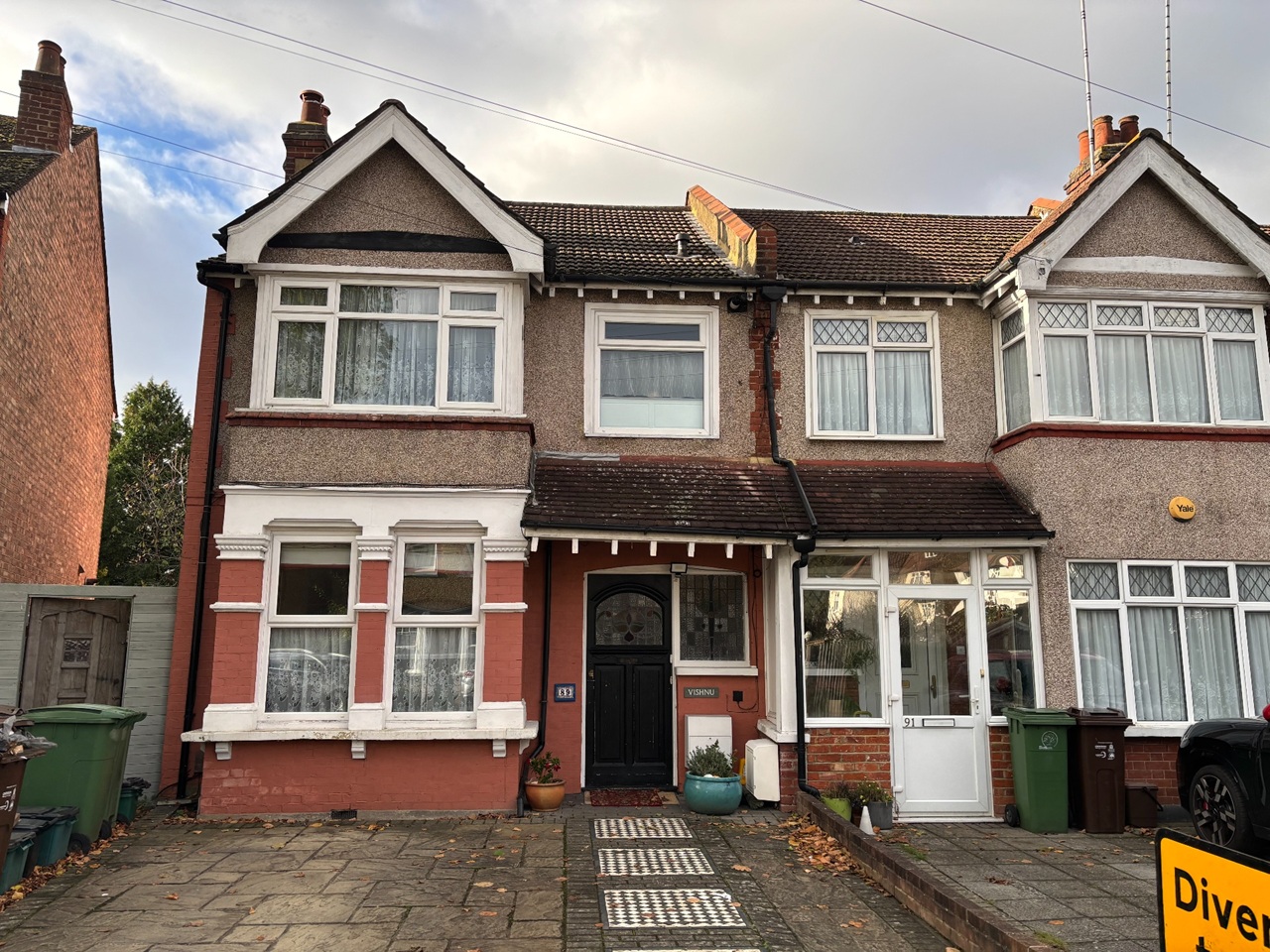 Sutton - 2 Bed Maisonette, Warwick Road, SM1 - To Rent Now for £1,775. ...