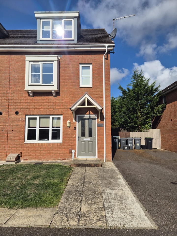 Luton - 3 Bed Semi-Detached House, Verde Close, LU2 - To Rent Now for £ ...