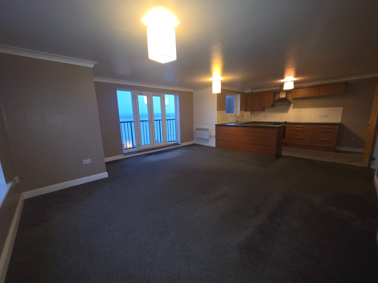 Grays - 2 Bed Flat, Argent Street, RM17 - To Rent Now for £1,450.00 p/m