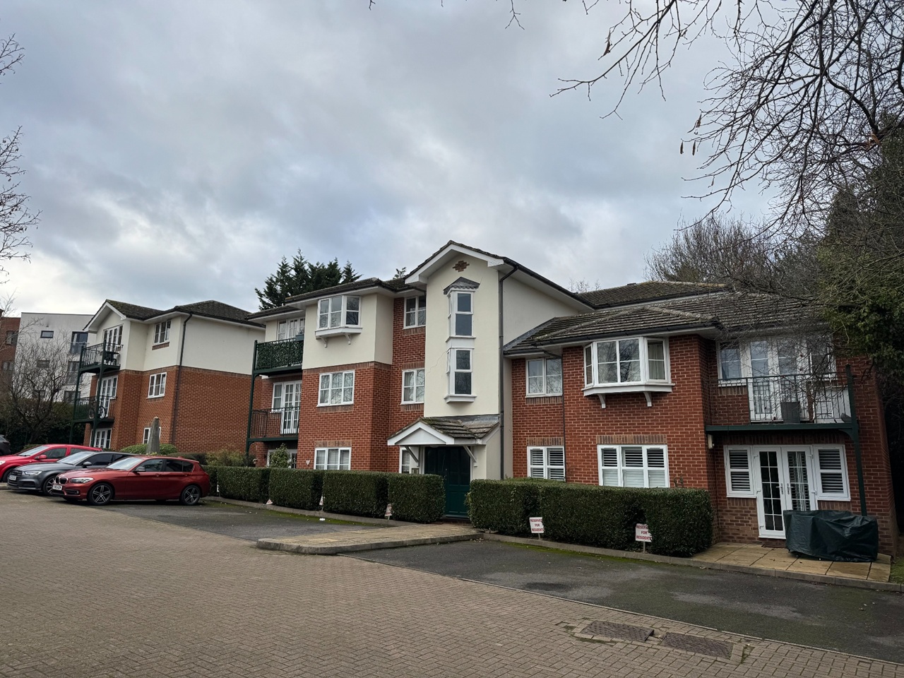 Denham, Uxbridge - 1 Bed Flat, Gloucester Court, UB9 - To Rent Now for ...