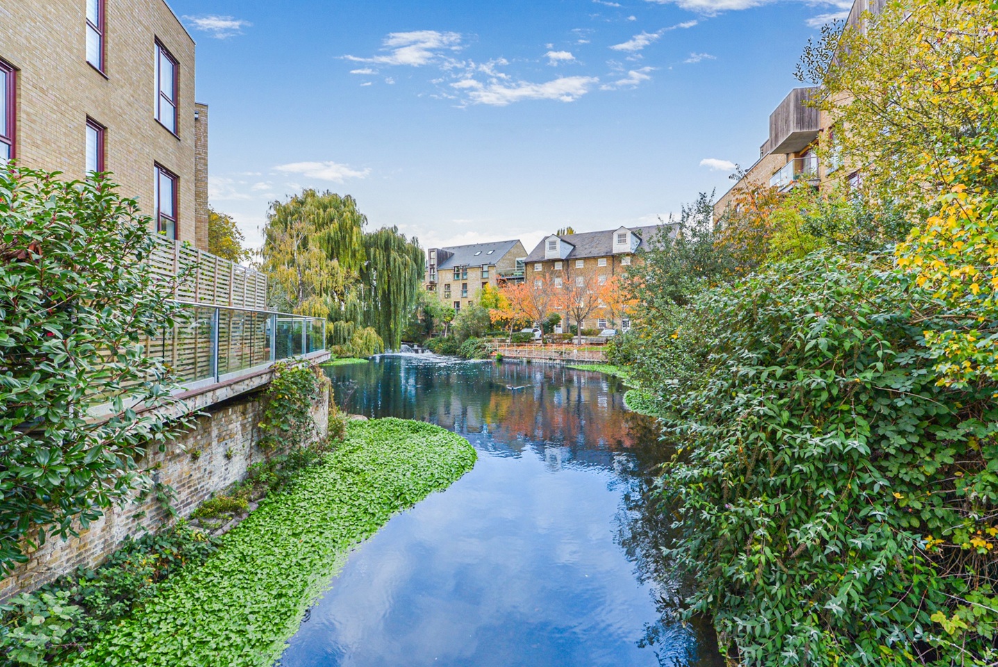 Denham, Uxbridge - 2 Bed Flat, Kings Mill Way, UB9 - To Rent Now for £ ...