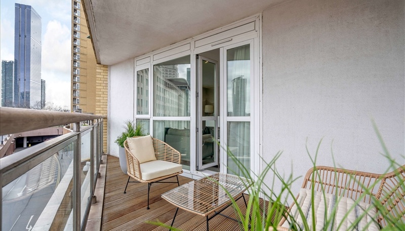 London - 2 Bed Flat, Westferry Circus, E14 - To Rent Now for £3,869.67 p/m