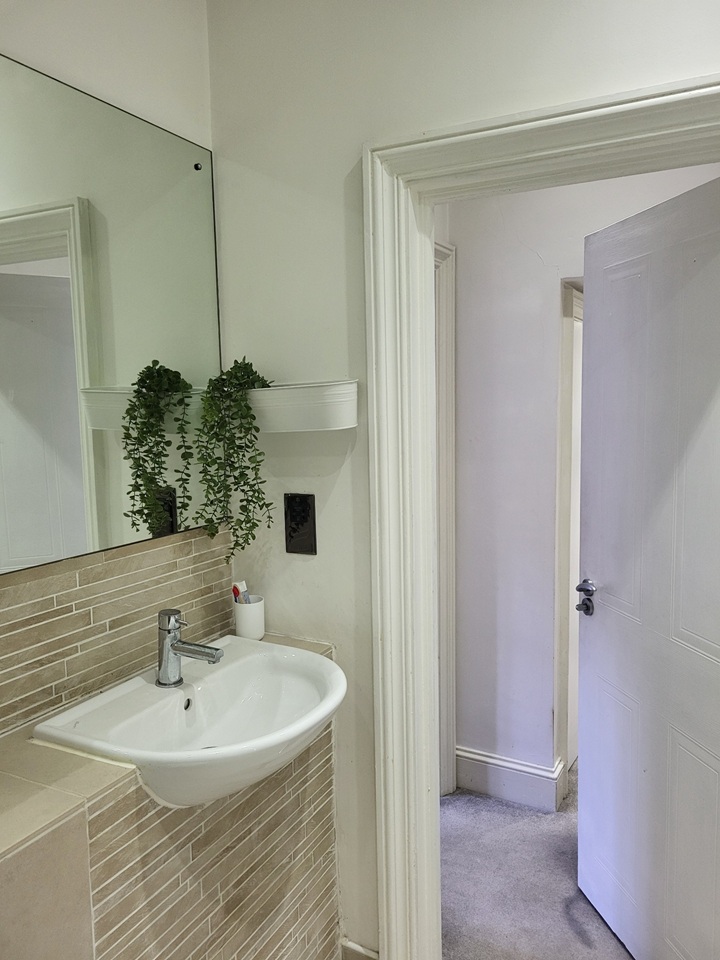 Birmingham - 1 Bed Flat, Ladywood Middleway, B16 - To Rent Now for £860 ...