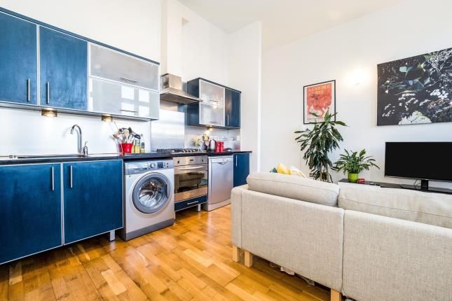 London - 1 Bed Flat, Gazelle House, E15 - To Rent Now for £1,500.00 p/m